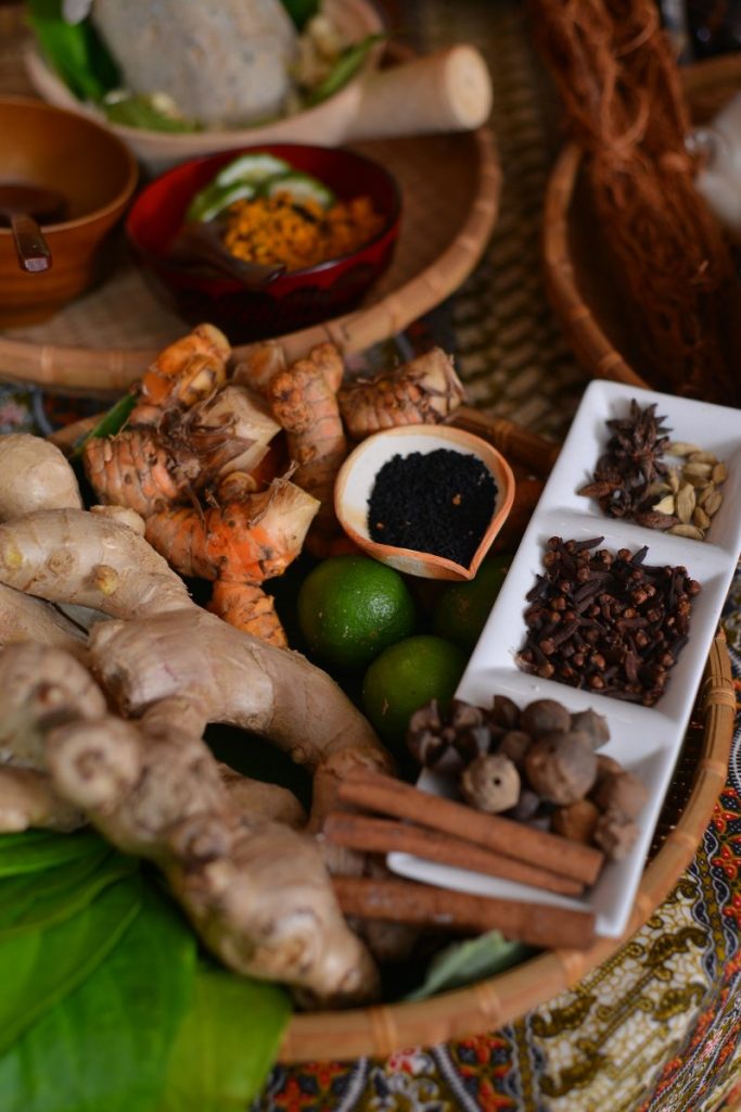 Cara Betul Bertangas Herba Di Rumah, Batu Sungai Tu Wajib Ada