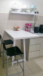 Buat Sendiri Kitchen Bar Di Rumah, Table Top Tu Kosnya Cuma RM59
