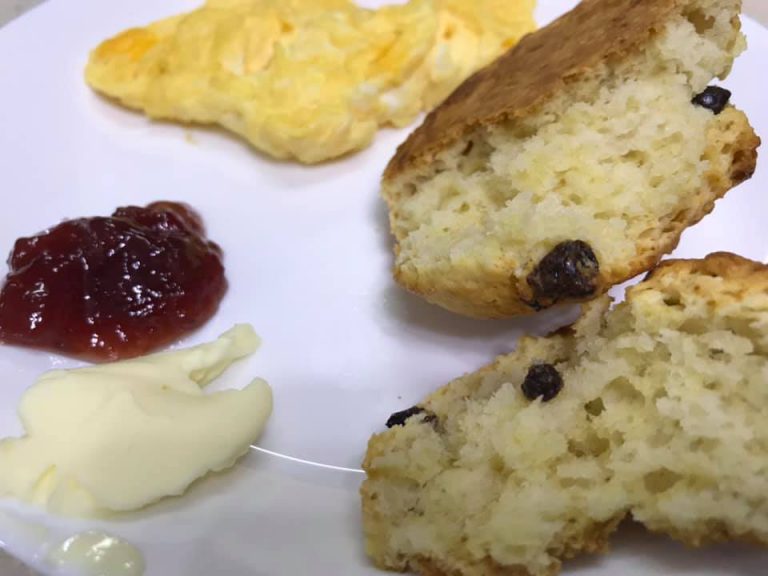 Scone Resipi Paling Senang Dibuat, Jadi Macam Dijual Dekat Kafe!