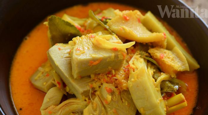 Masakan Tradisi Gulai Minang Nangka Babat Dan Ikan Pari Asam Tumis ...