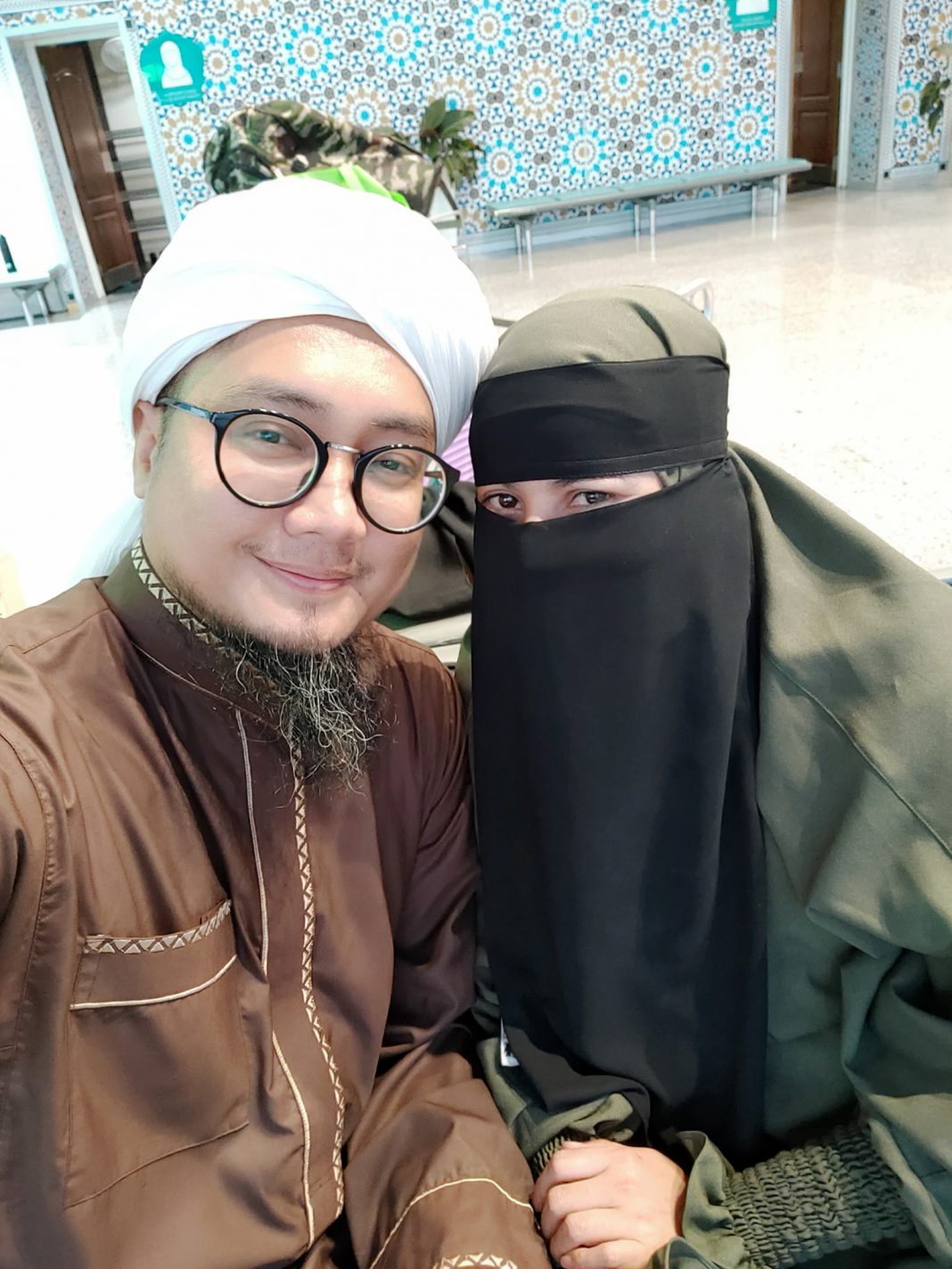 “Isteri Pakai Niqab, Seri Wajahnya Berlipat Kali Ganda. Bertambah ...