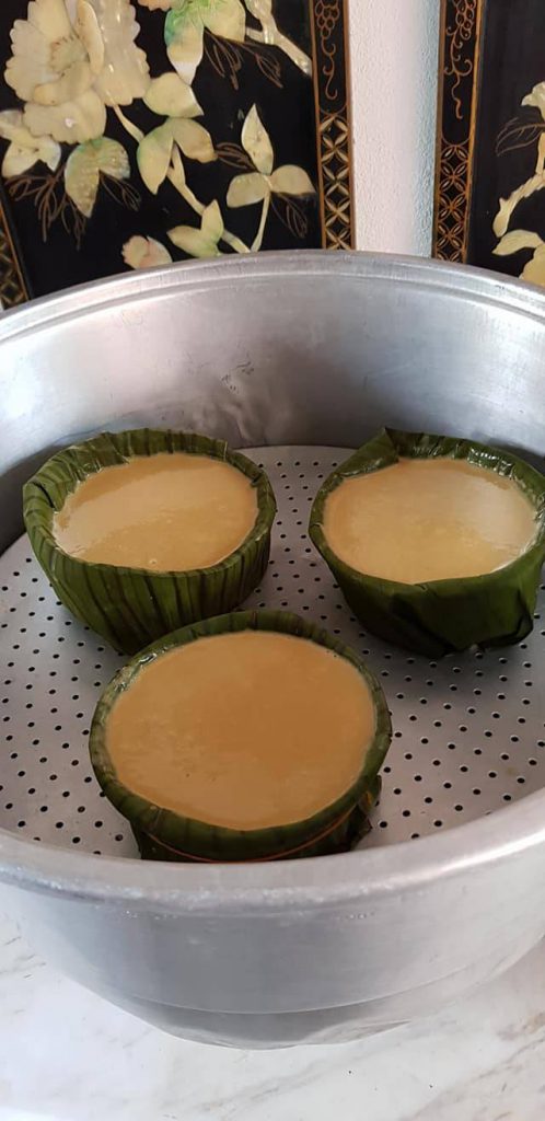 Resipi KUIH BAKUL Homemade Halal, Kukus 8 Jam Wangi Alas Daun Pisang!