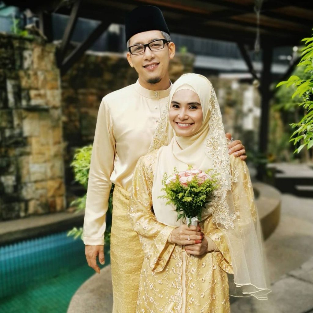 Fida Ibrahim Selamat Bernikah, Lebih Bermakna Dapat Sarung Baju Kebaya ...