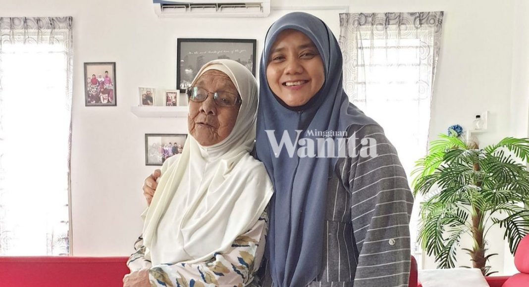 Bibir Kering, Lebam Berbirat, Sapu & Gosok Perlahan Campuran Serbuk ...