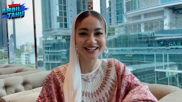 Ucapan hari raya istimewa Daiyan Trisha & Mimi Fly - Mingguan Wanita