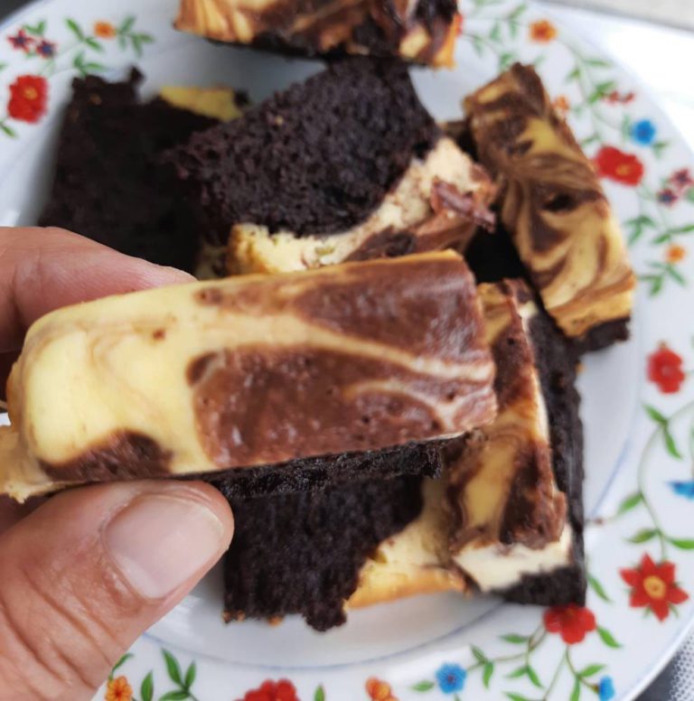 Ikut Resepi Arwah Maknya, Wanita Ini Dedah Cara Buat Lepat Bunga Cica ...