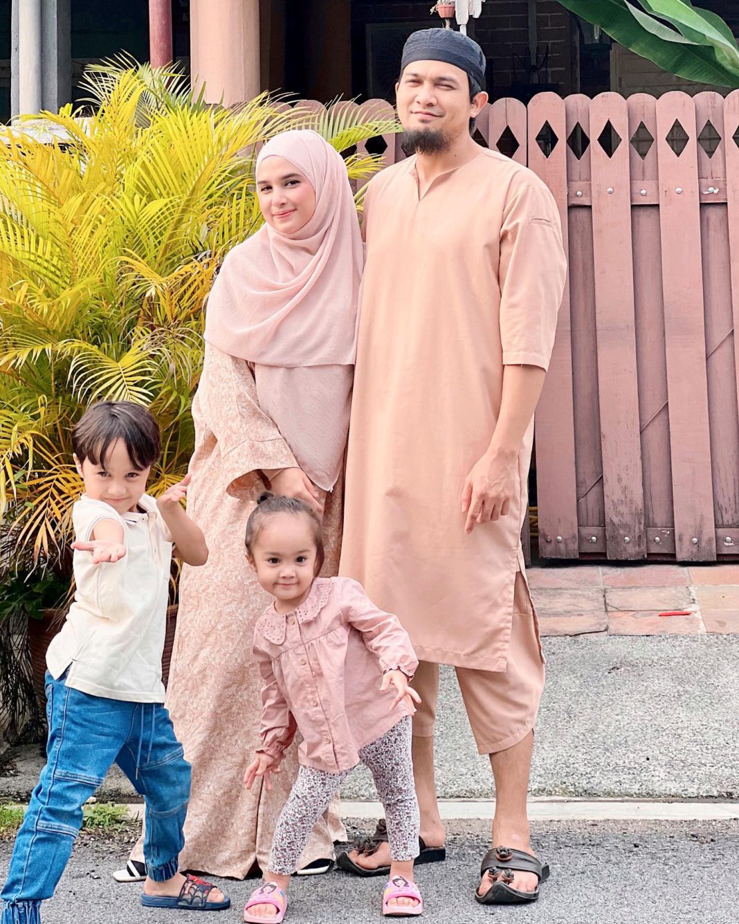 Puteri Kedua, Saharul Pilih Nama KHADIJAH ALKUBRAA “Sempena Nama Isteri ...