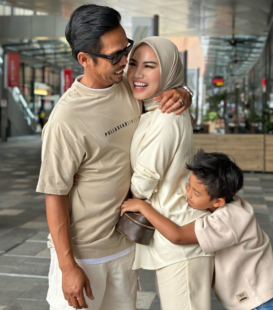 Watie Nafi Jalin Hubungan Dengan Shuib Ketika Arwah Sarah Masih Hidup ...