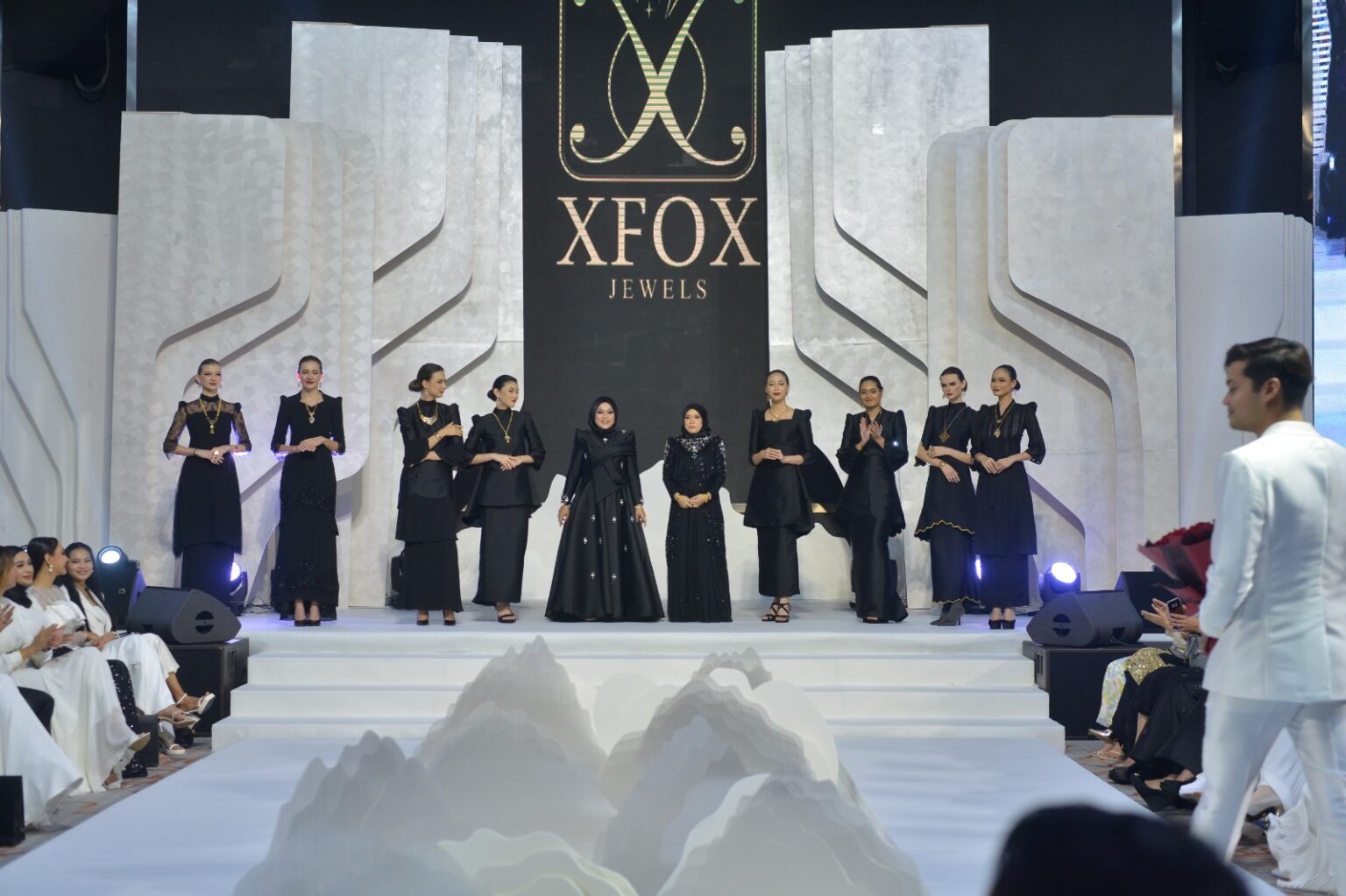 Sedekad sebagai pereka fesyen, sentuhan Shanell Harun kini di koleksi ...